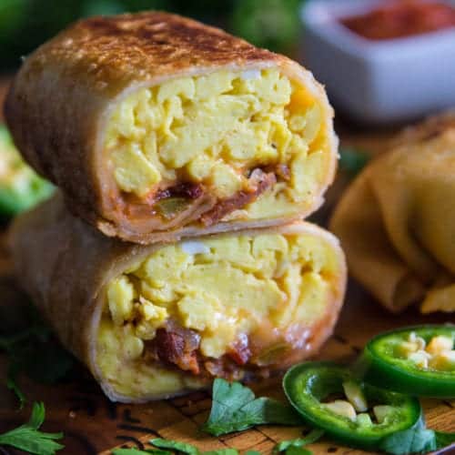 Crispy Breakfast Burrito Recipe (freezer-friendly) VIDEO - Simply Home ...