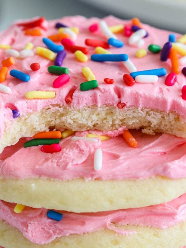 Lofthouse Frosted Sugar Cookies - Simply Home Cooked