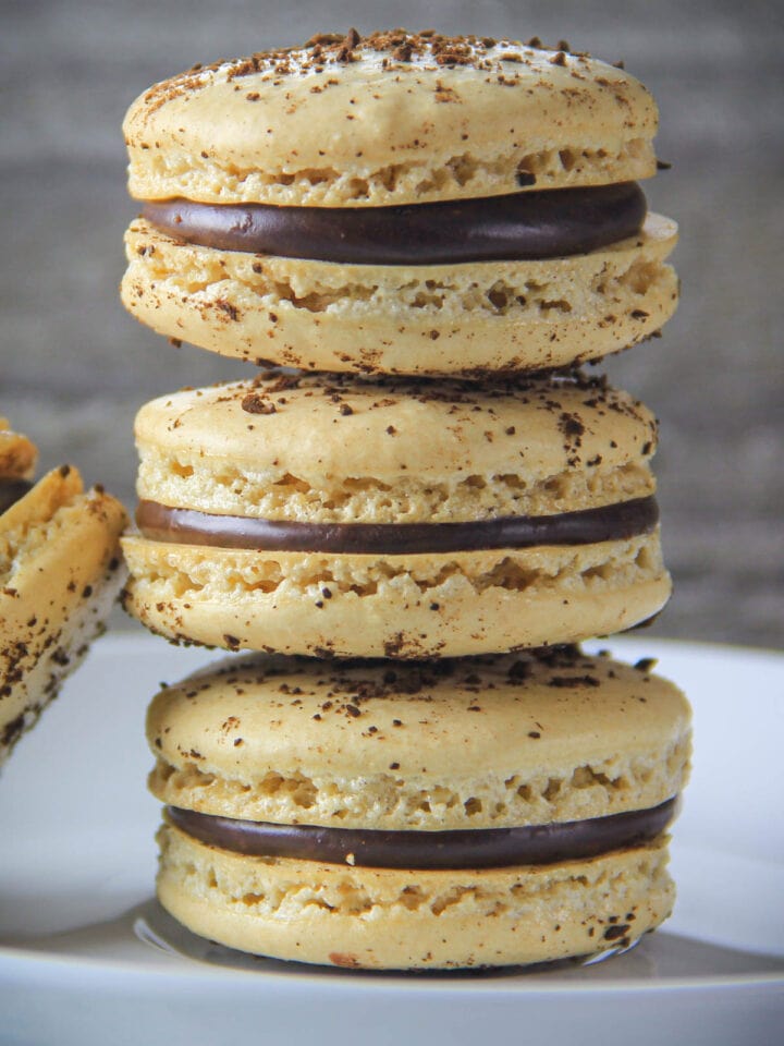 Vanilla Macarons - Simply Home Cooked